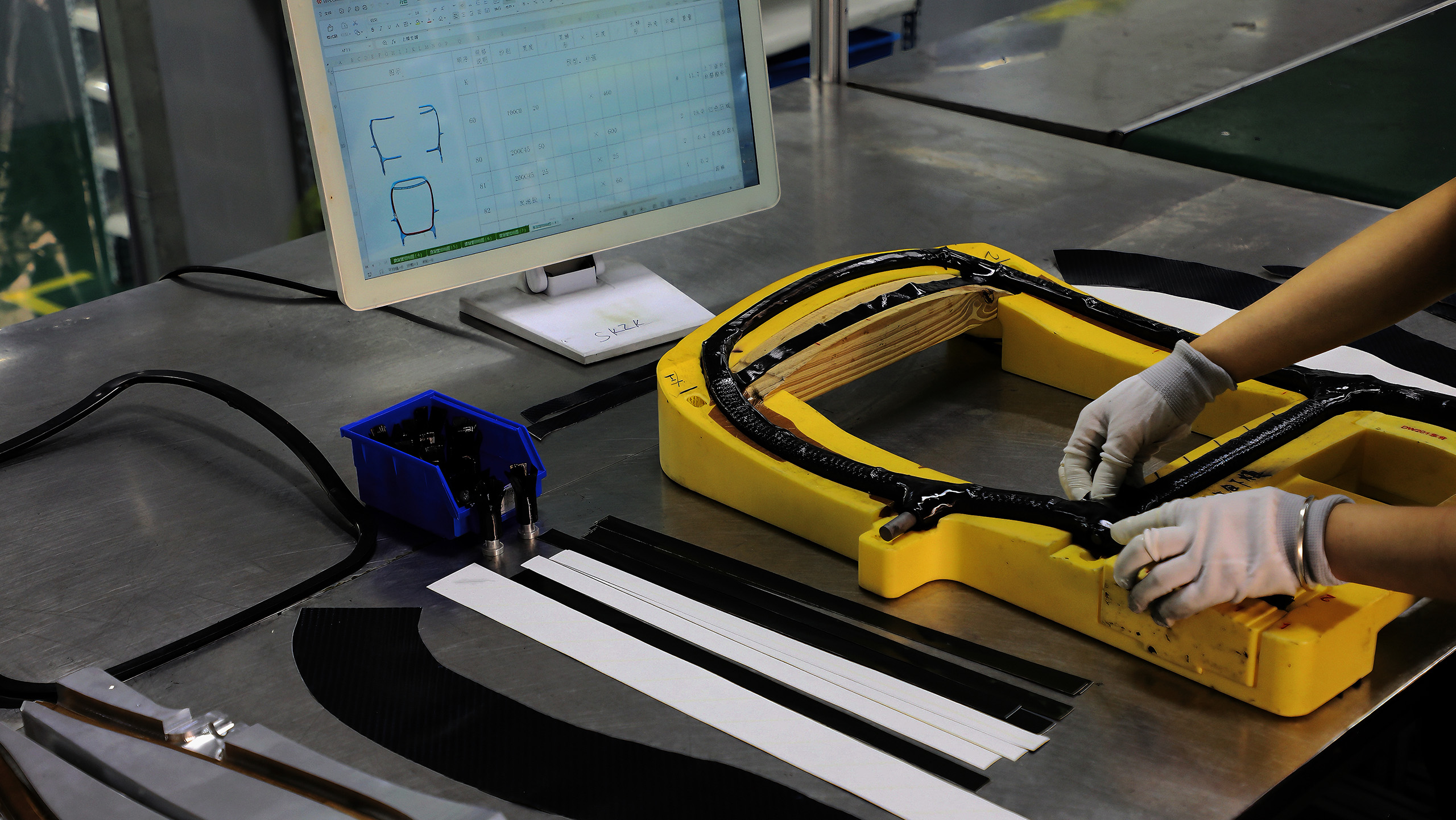 DNK Carbon Fiber | Carbon Fiber Mobility
